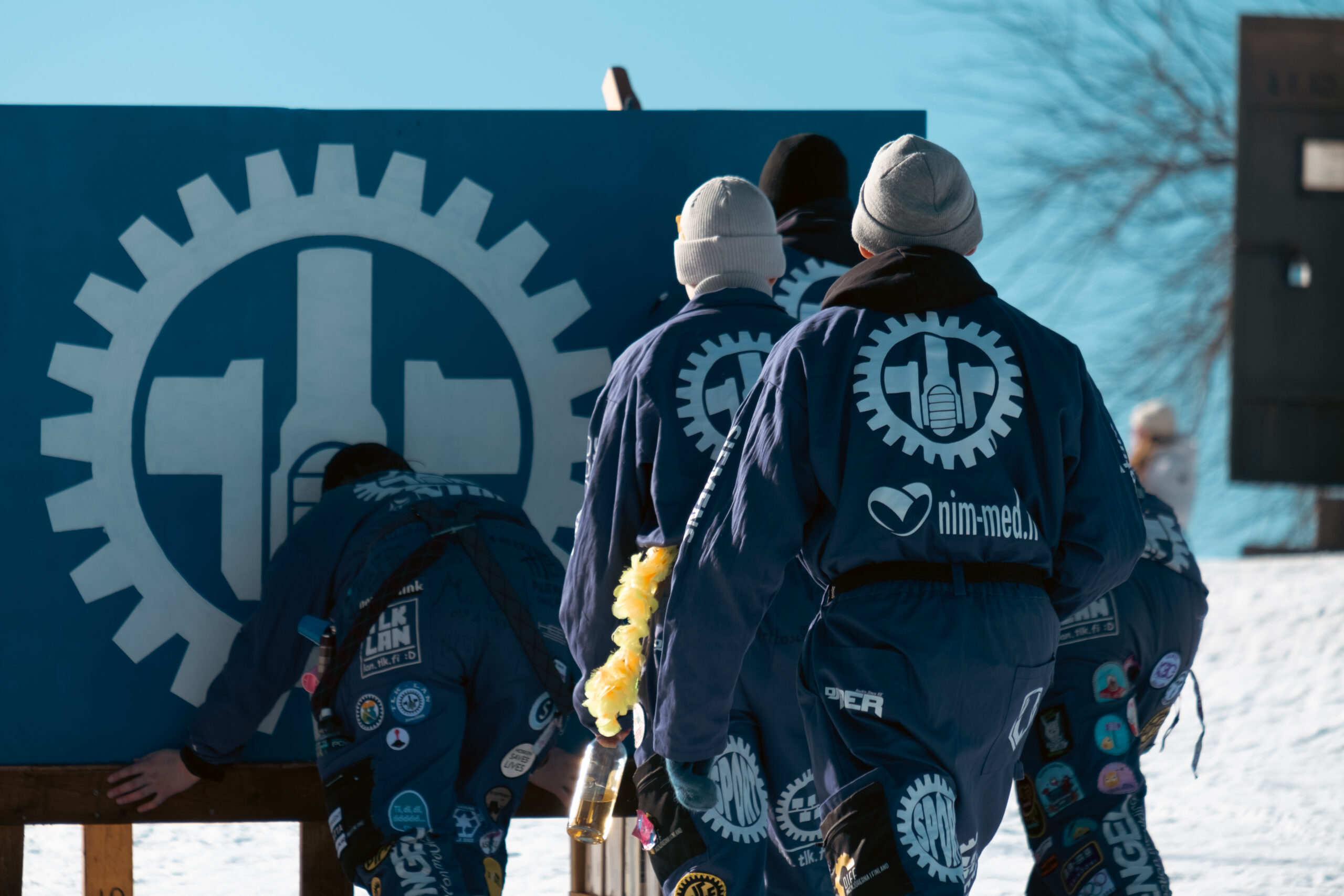 Dags att beställa halare! - Tekniska Läroverkets Kamratförbund r.f.